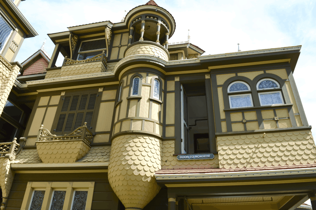 The Winchester Mystery House Story - The Facts Behind the Mystery