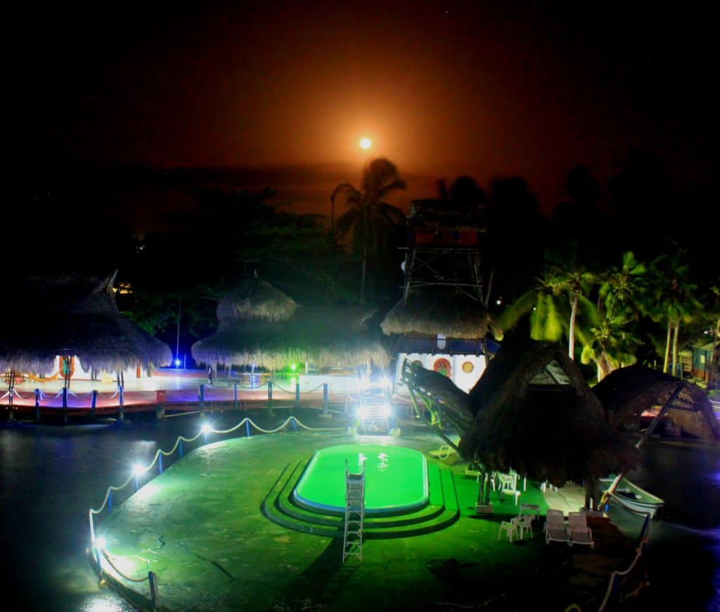 [NEW TRAVEL GUIDE] Hotel Casa En El Agua and Isla Mucura, Colombia ...