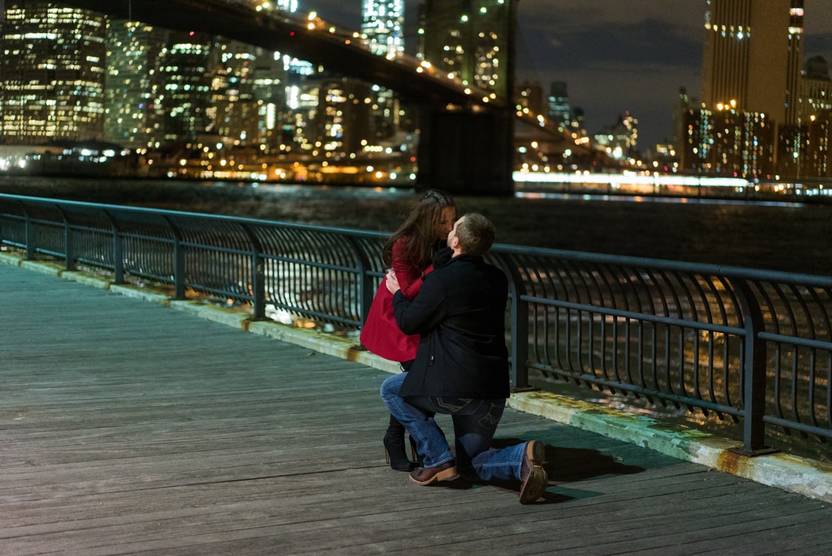Brooklyn Bridge park marriage proposal. | VladLeto