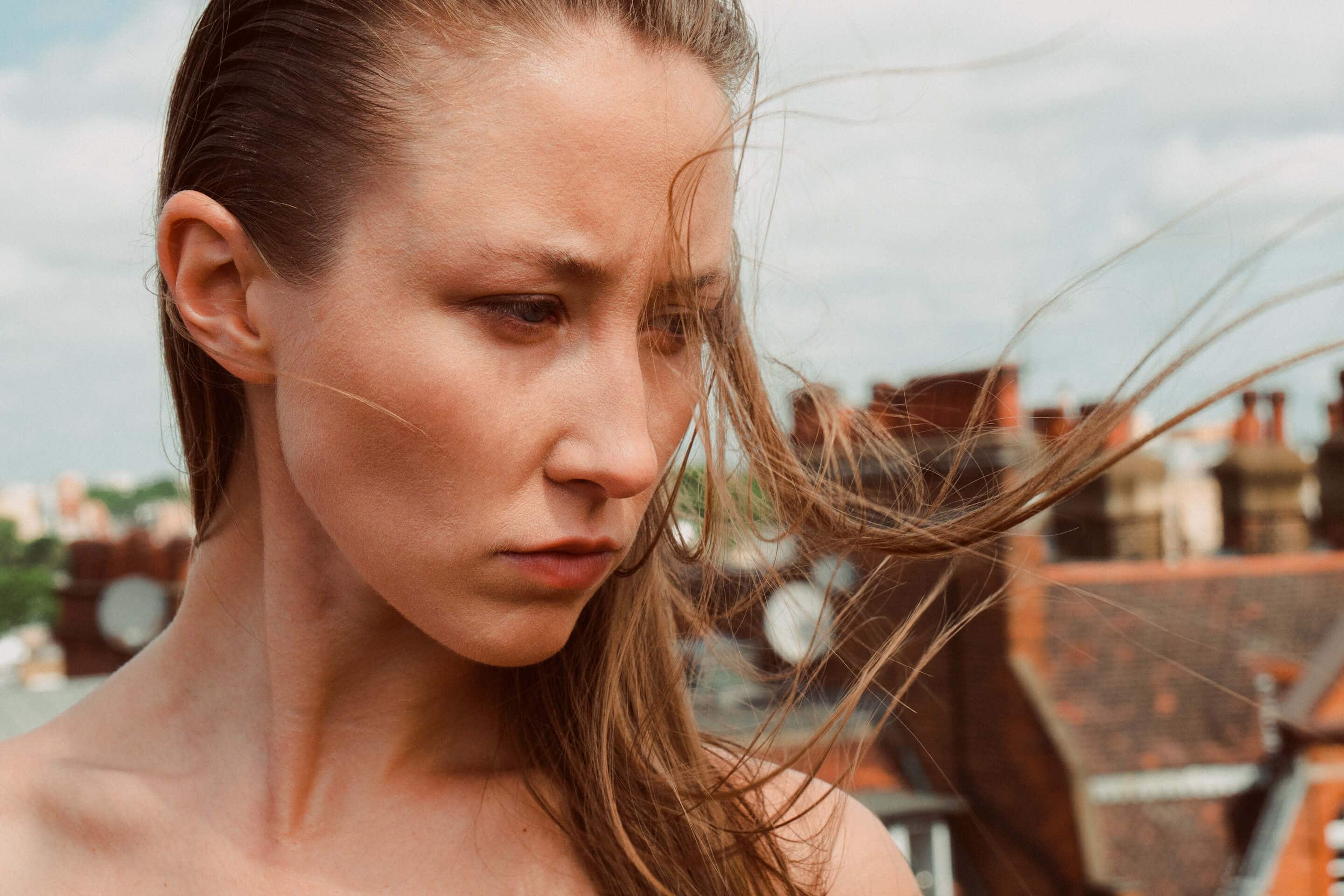 The Italian Rêve – Interview with Erin Doherty: the Freedom of Being ...