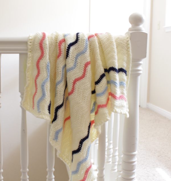 Crochet Simple Ripple Blanket | Daisy Farm Crafts