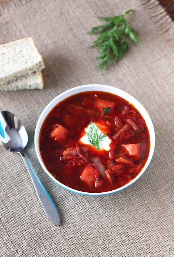 Ukrainian Borscht Recipe - Beet Cabbage Soup » LeelaLicious