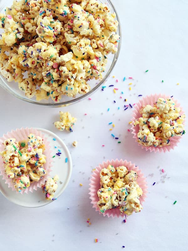 Funfetti Popcorn Recipe » LeelaLicious