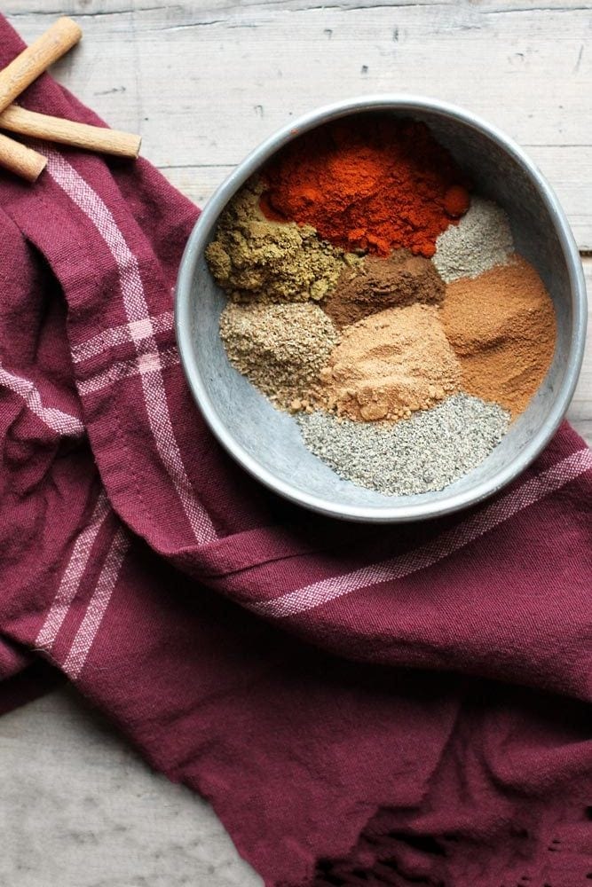 Middle Eastern Spice Blend Baharat - Ginger with Spice