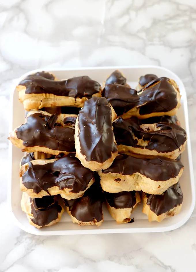 Chocolate Eclairs - Baking Sense