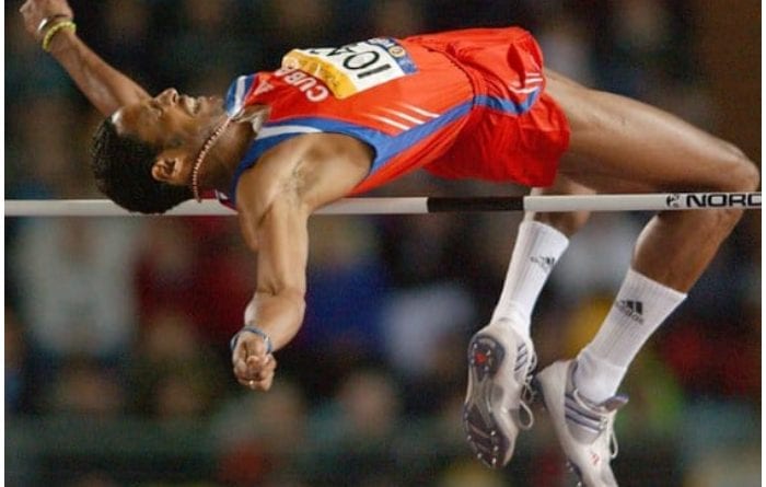 Javier Sotomayor, el cubano que tiene el récord mundial de salto ... Javier Sotomayor, el cubano que tiene el récord mundial de salto ...