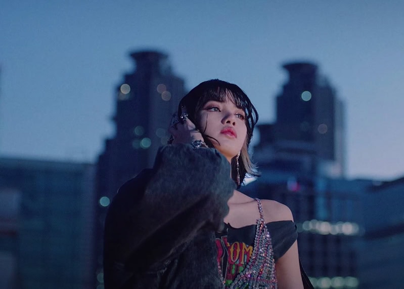 BLACKPINK's Outfits From 'Lovesick Girls' MV - Kpop Fashion | InkiStyle