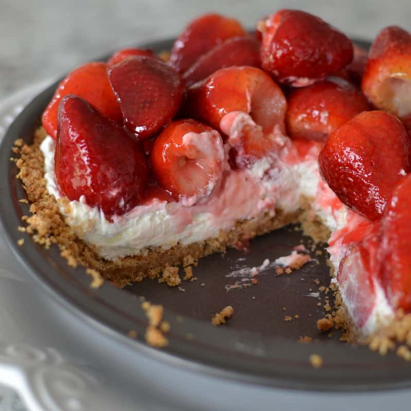 Lip Smacking Good Strawberry Cheesecake Pie