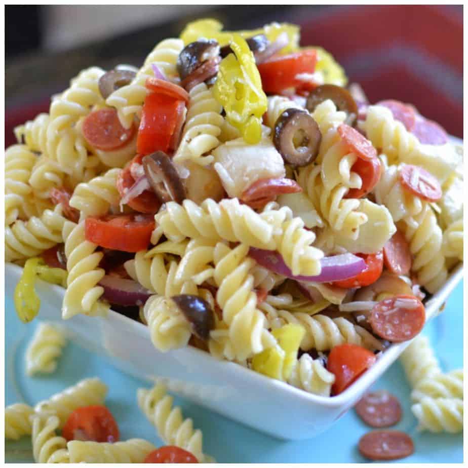 Easy Italian Pasta Salad | Small Town Woman