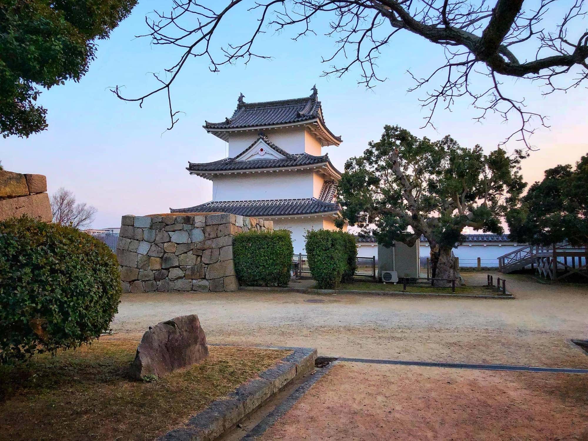 Akashi Park (Akashi Castle Ruins) | HyogoJapan.com