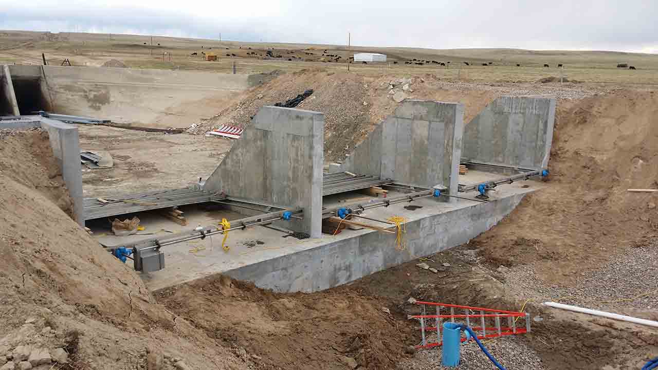 Sluice Gate | Slide Gate Gallery | Watch Technologies