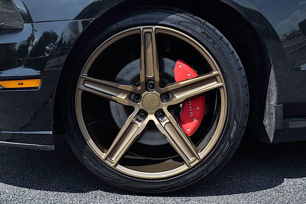 Ford Mustang S197 Black with Gloss Bronze Verde V09 Spry Aftermarket ...