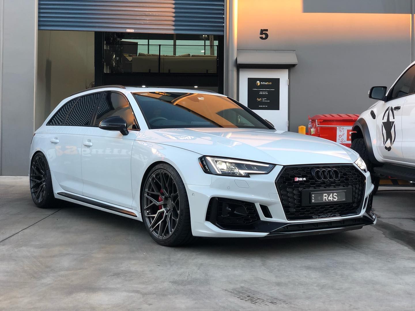 Audi RS4 B9 White BC Forged EH176 | Wheel Front
