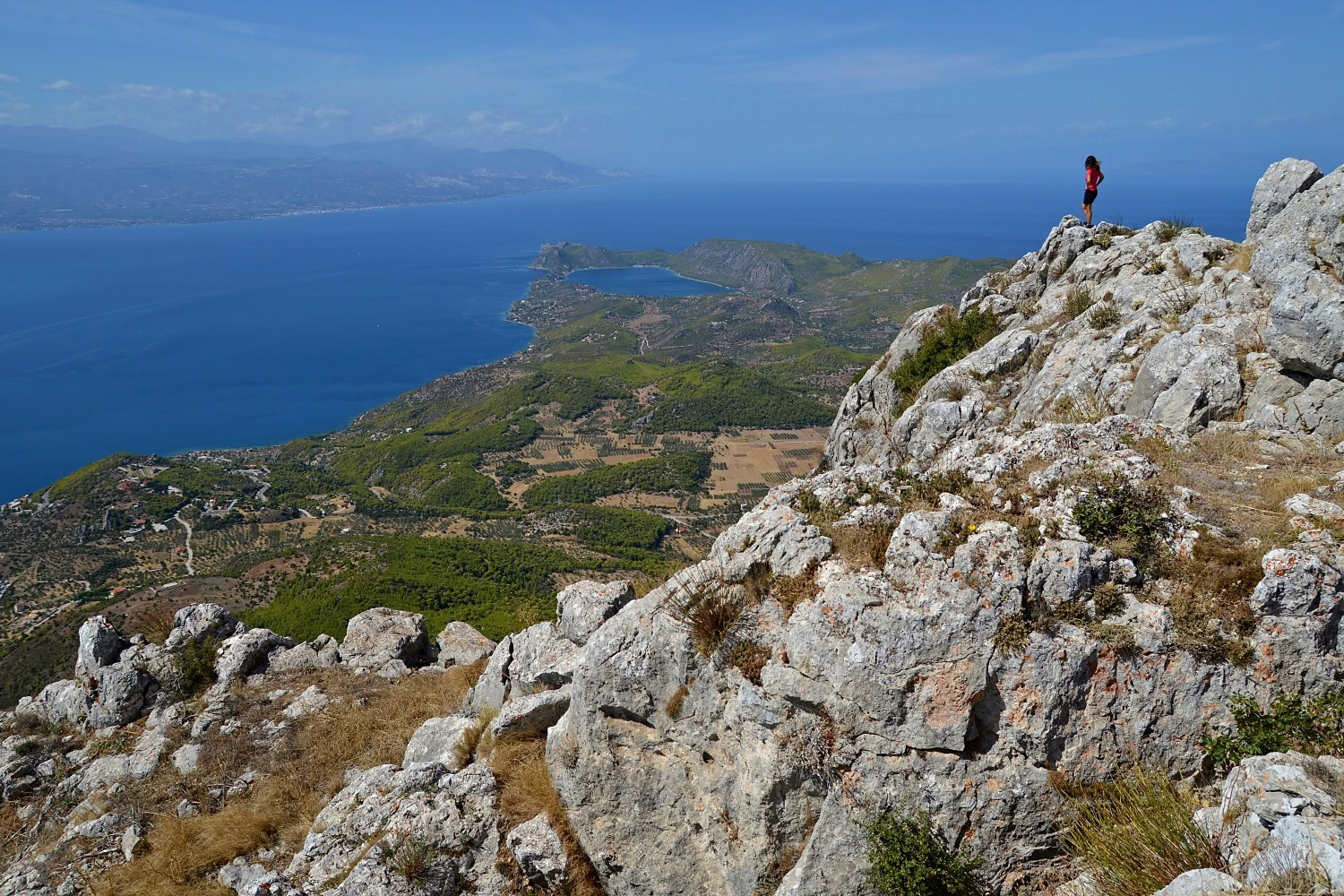 Hiking on Mount Geraneia: From Pisia to Pintiza Peak and Petra ...