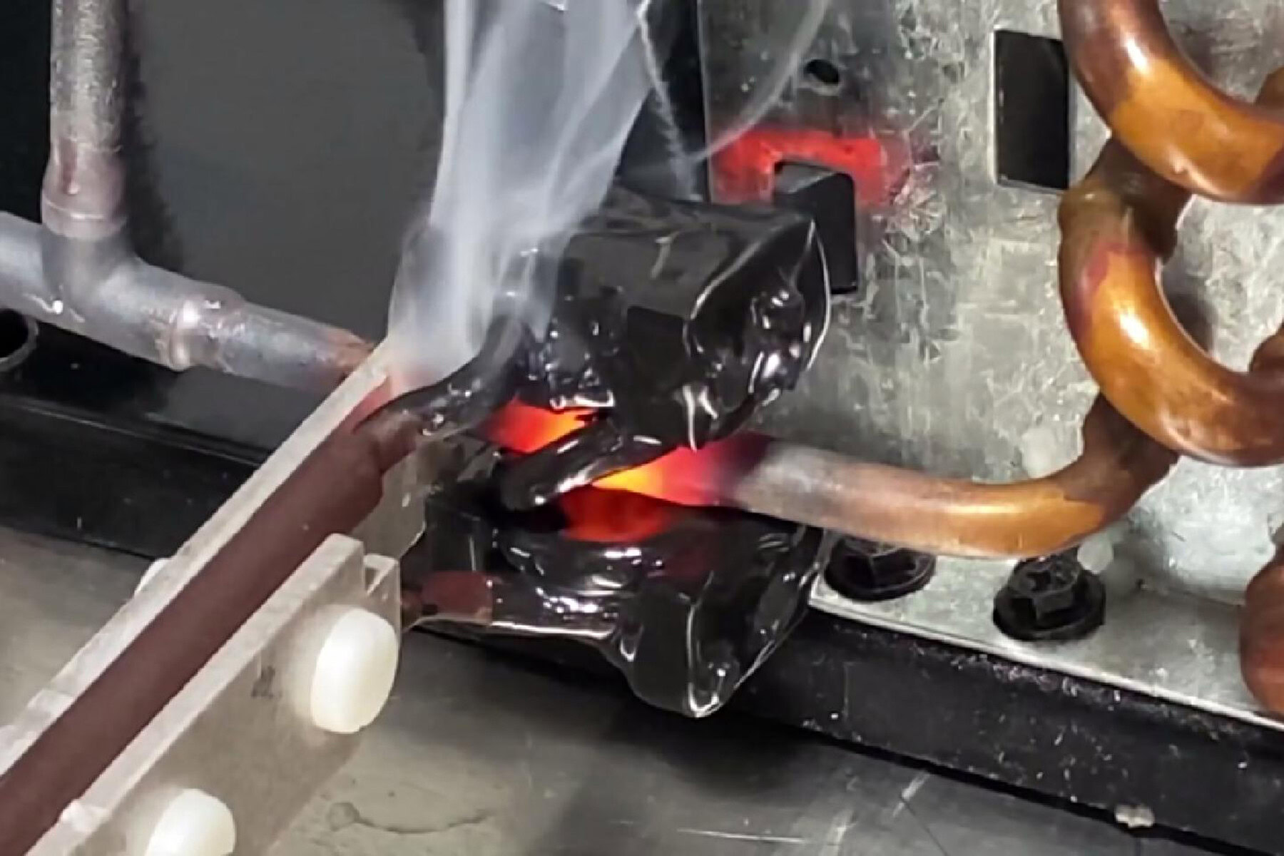 5kW Induction Heater - UltraHeat SM | UltraFlex Power Technologies, Inc.