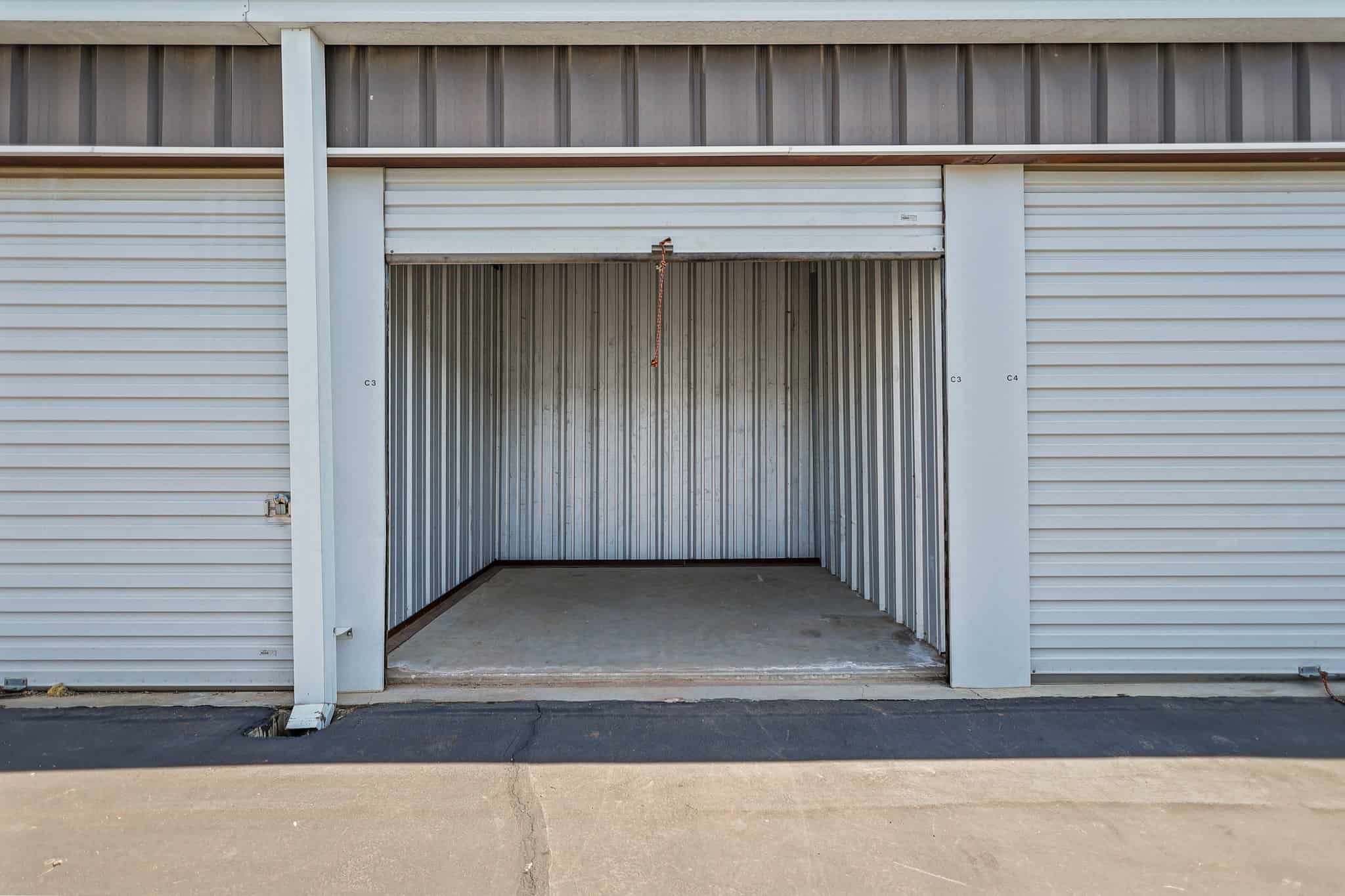 Storage Unit Rates and Availability