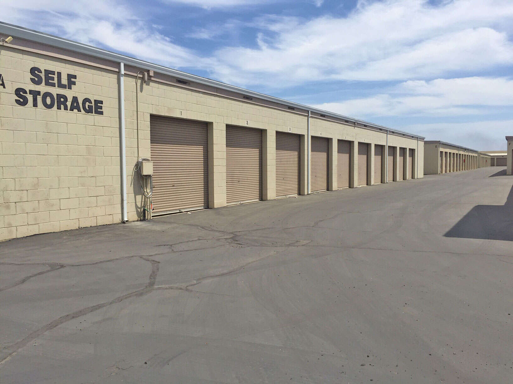 Storage Unit Rates and Availability