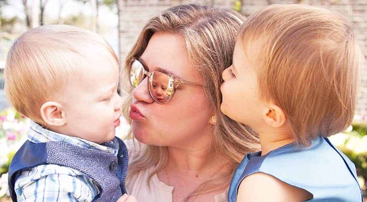 Kelly Clarkson’s Daughter Looks Like A Princess In Adorable Birthday ...