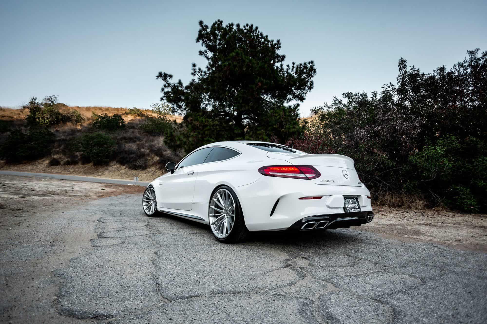 Mercedes-Benz C63 AMG Coupe W205 White HRE P103 | Wheel Front