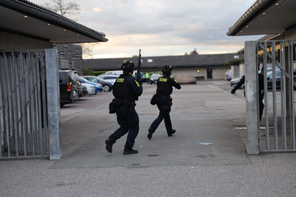 Med politiets aktionsstyrke på øvelse | Presse-fotos.dk