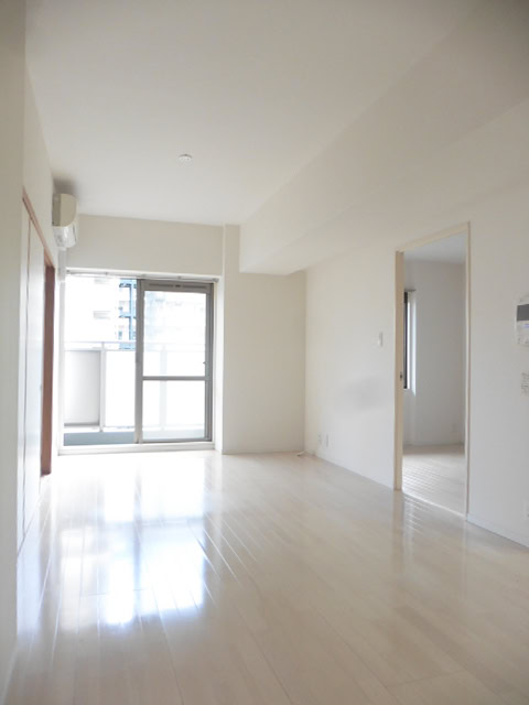 E-Housing Trinity Shibaura for Rent | 2LDK in 4-13-3 Shibaura, Minato ...