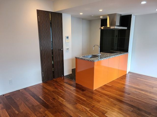 E-Housing CONOE 아카사카 탄고초 임대 | 도쿄도 미나토구 아카사카 4가 7-8 2LDK | E-Housing