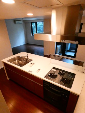 E-Housing Park Axis Daikanyama for Rent | 2LDK in 2-14-7 Ebisu Nishi, Shibuya-ku, Tokyo | E-Housing