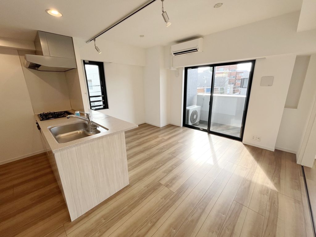 E-Housing Stage First Kyodo Asylum Court for Rent | 2LDK in 3-51-3 Miyasaka, Setagaya-ku, Tokyo ...