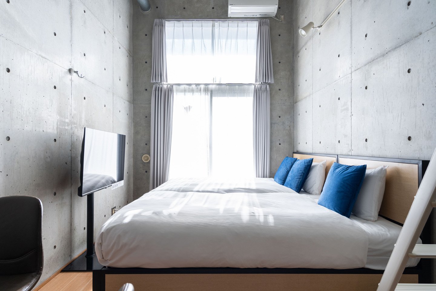 E-Housing Sleaze Castle 702 Short-Term Rental | Furnished 1R in 1 ...