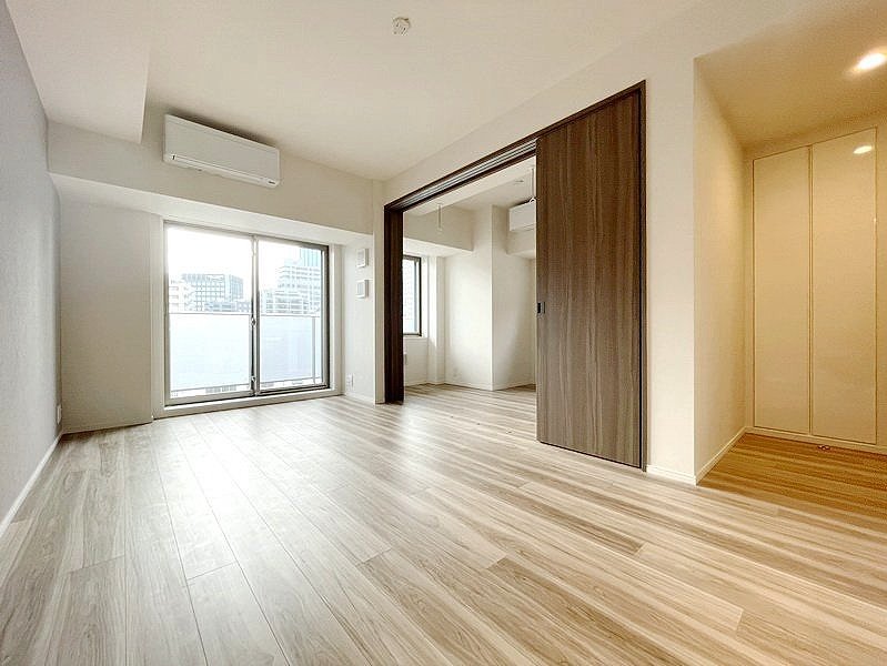 E-Housing Park Axis Jimbocho for Rent | 1LDK in 1-56-2 Kanda Jinbocho, Chiyoda-ku, Tokyo | E-Housing