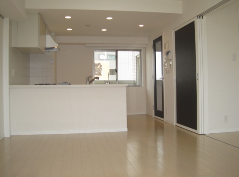 E-Housing KDX Residence Nihonbashi Hakozaki for Rent | 1LDK in 38-1 Hakozakicho, Nihonbashi ...