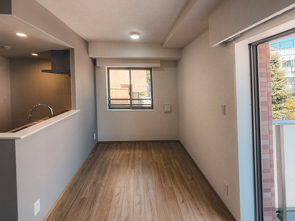 E-Housing Rocos Jingu no Mori for Rent | 1LDK in 31 Daikyocho, Shinjuku-ku, Tokyo | E-Housing