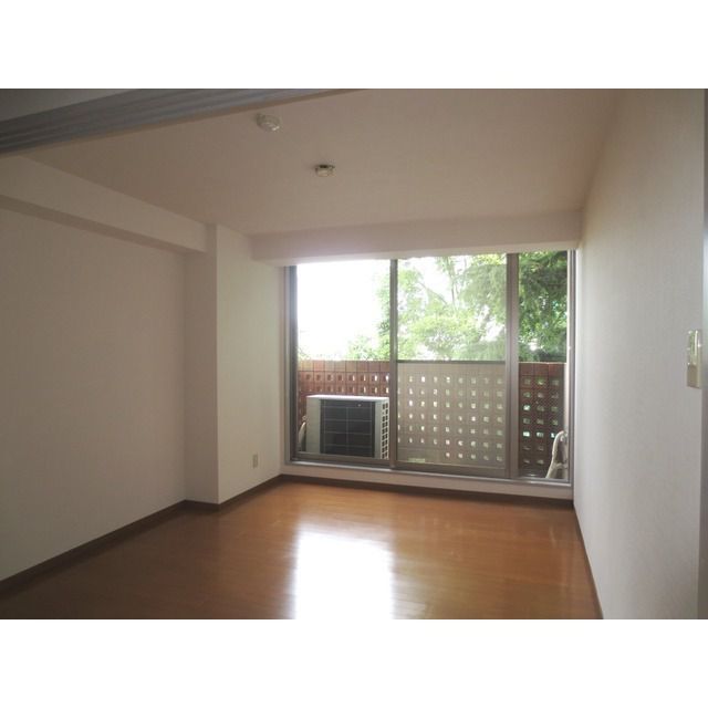 E-Housing Meguro LFV for Rent | 2LDK in 5-6-25 Kamimeguro, Meguro-ku, Tokyo | E-Housing