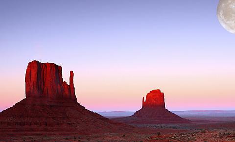 how far is monument valley from los angeles