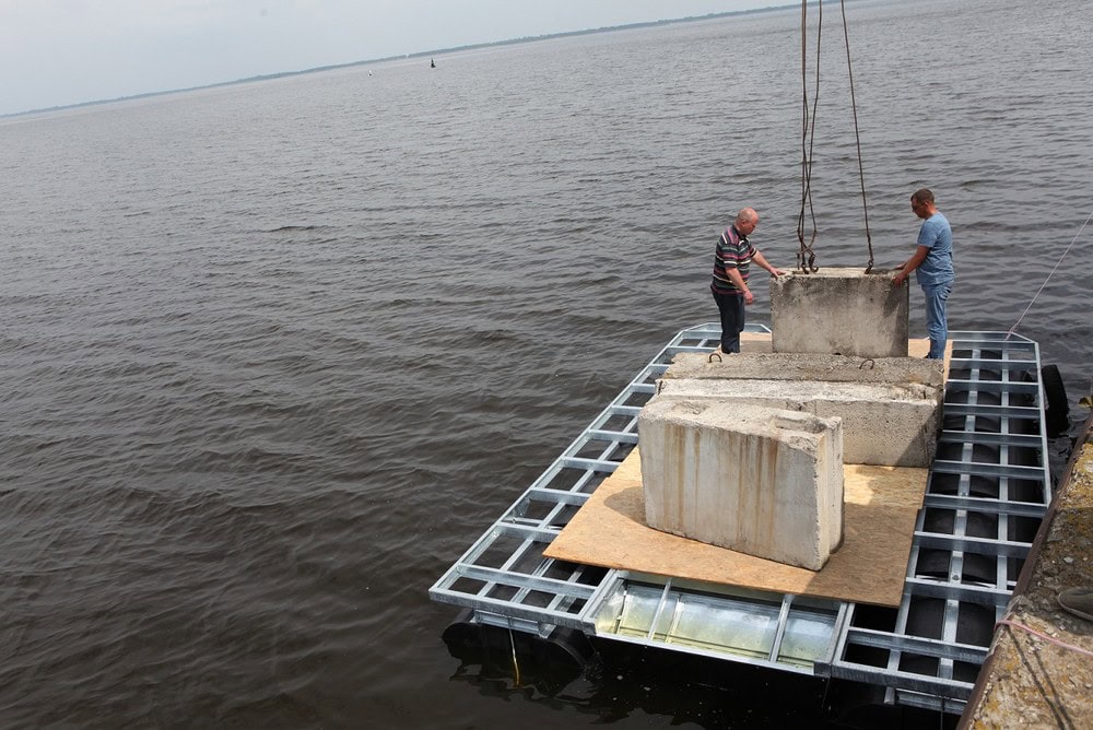 Kunststof Drijvers | Ponton Drijvers | Drijvers Voor Vlot | Houseboat ...