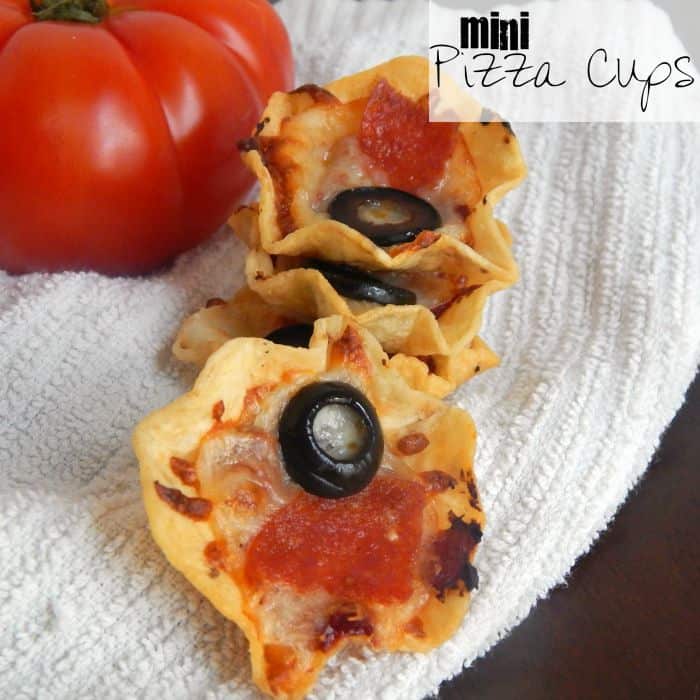 Mini-Pizza Cups {making lunch fun for kids series} - Nerdy Mamma