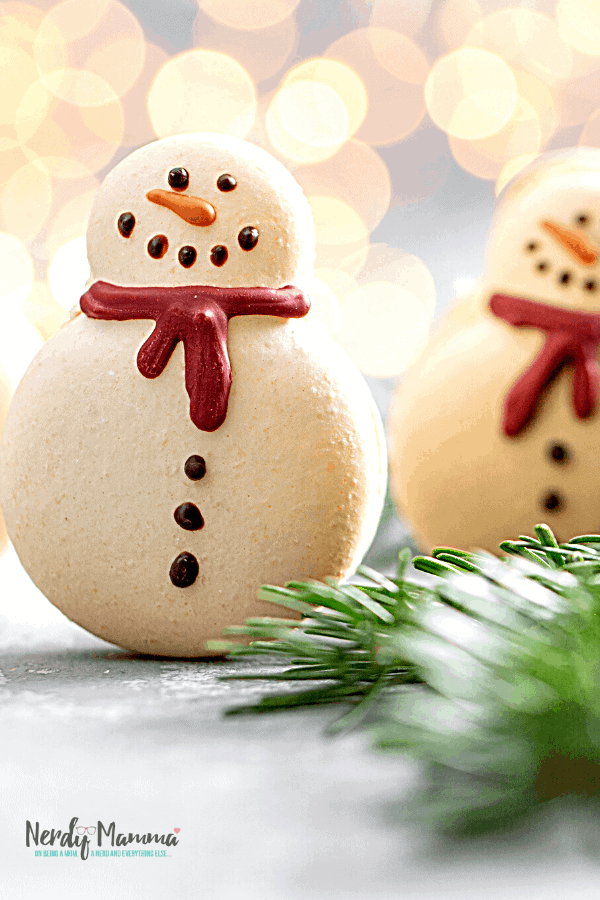 Snowman Macarons Recipe - Delicious Frosties - Nerdy Mamma