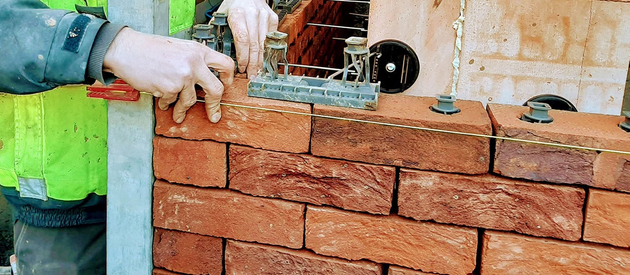 Bio-based modular wall system made of timber and straw | UKGBC