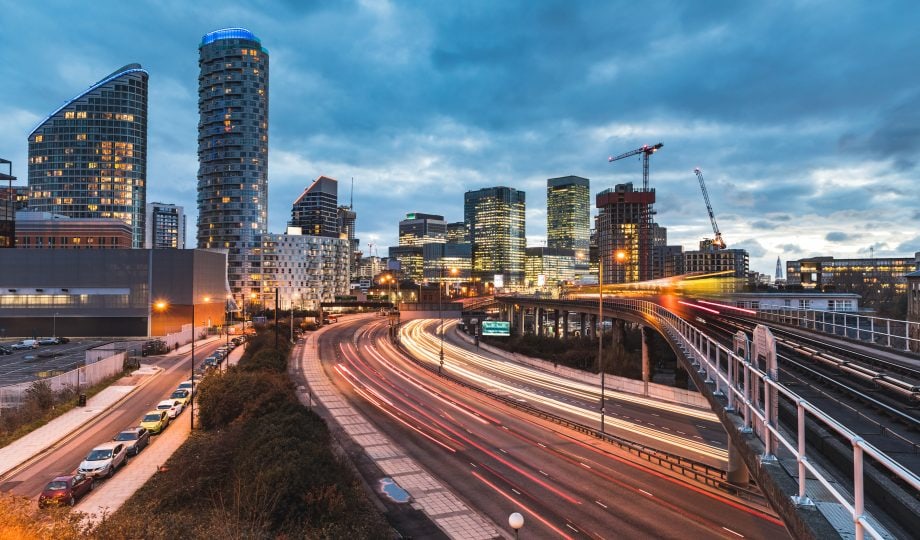 Net zero carbon: energy performance targets for offices | UKGBC