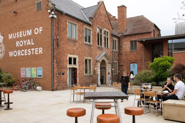 Worcester Porcelain by John Sandon | Museum of Royal Worcester