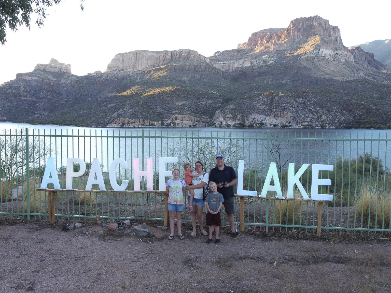 Apache Lake Marina and Resort - Phoenix With Kids