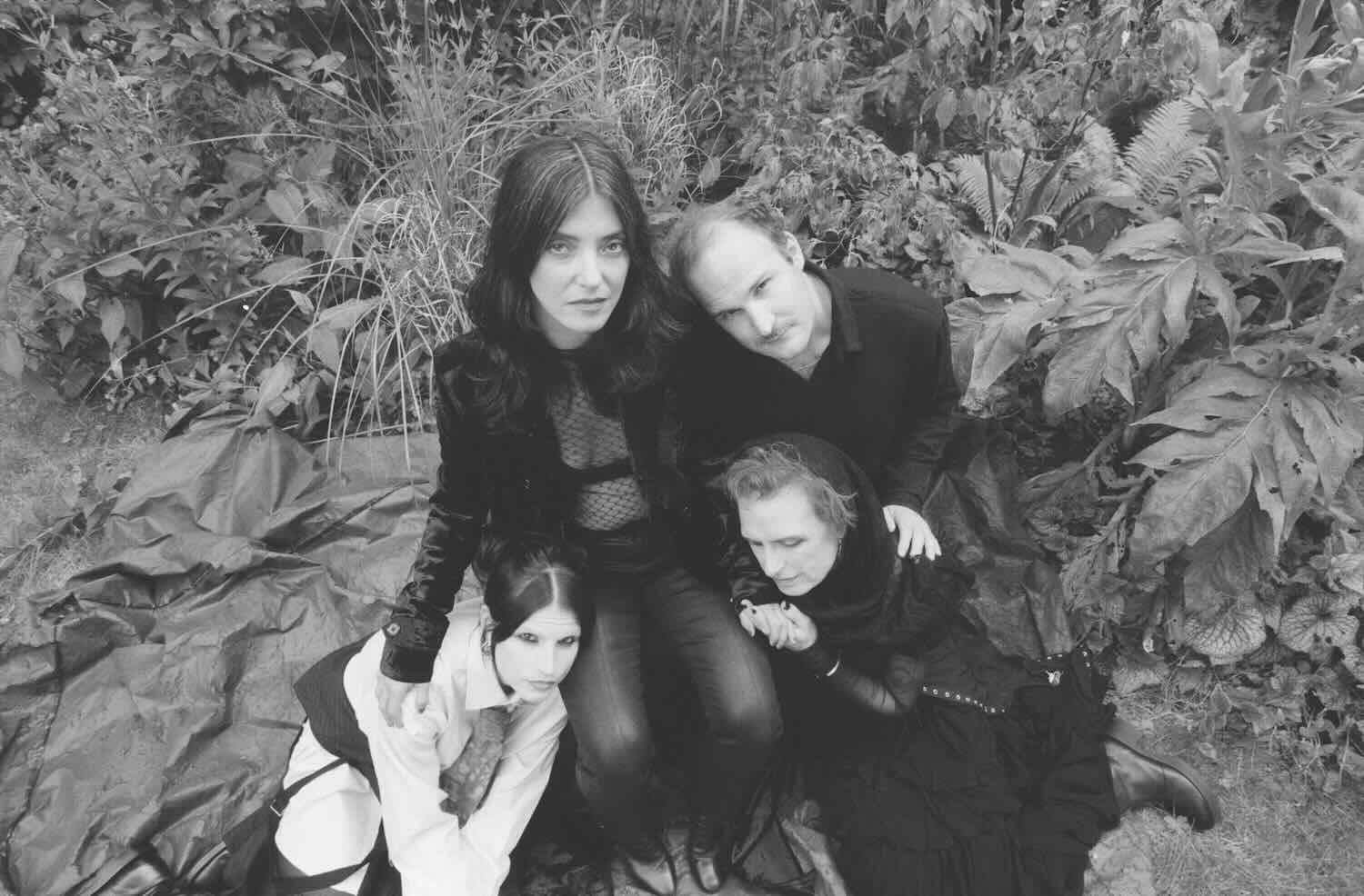 Review: Sharon Van Etten, ‘Sharon Van Etten & the Attachment Theory’