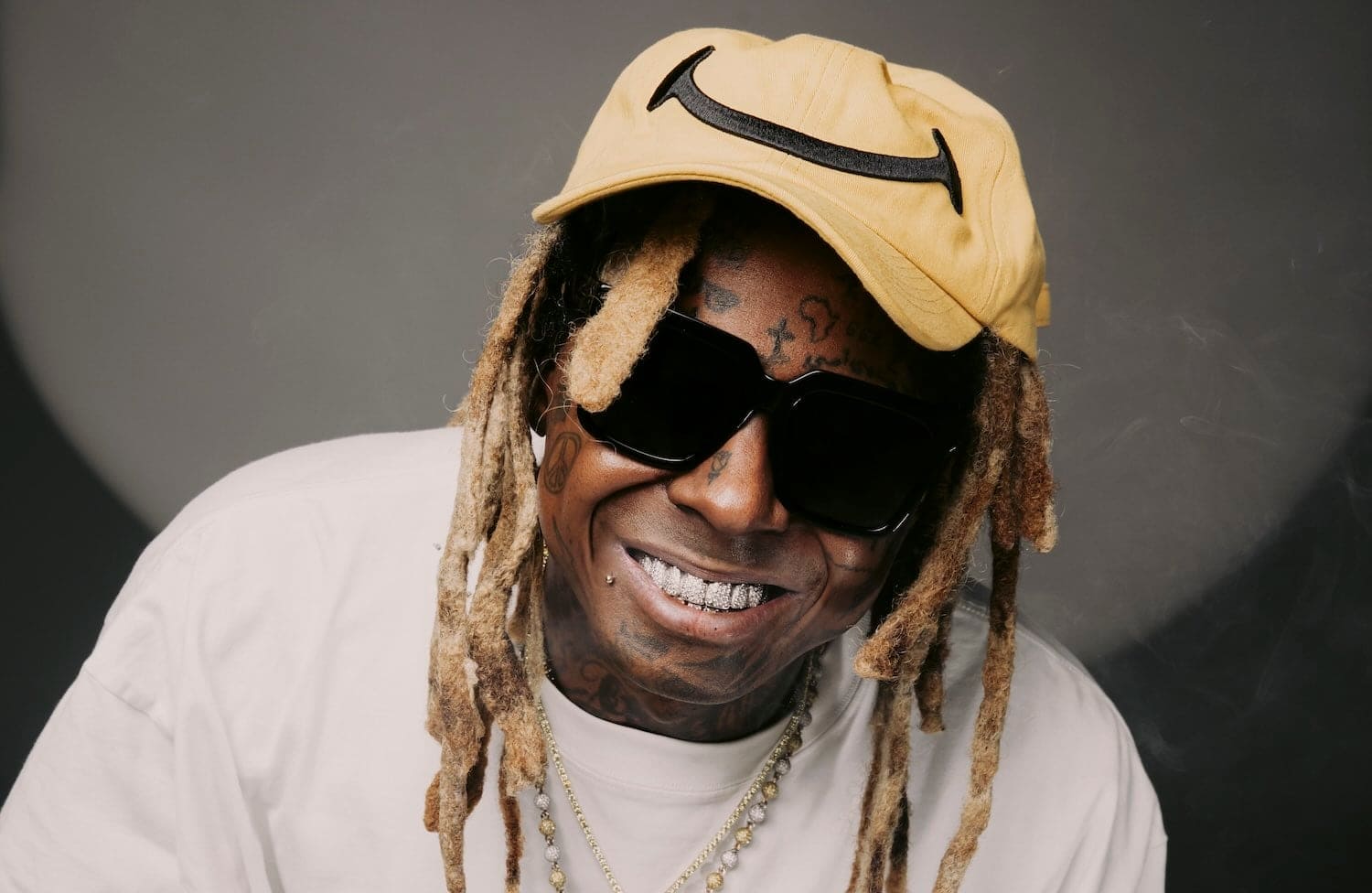 Lil Wayne 'Tha Carter VI' Review: Unfocused and Indifferent