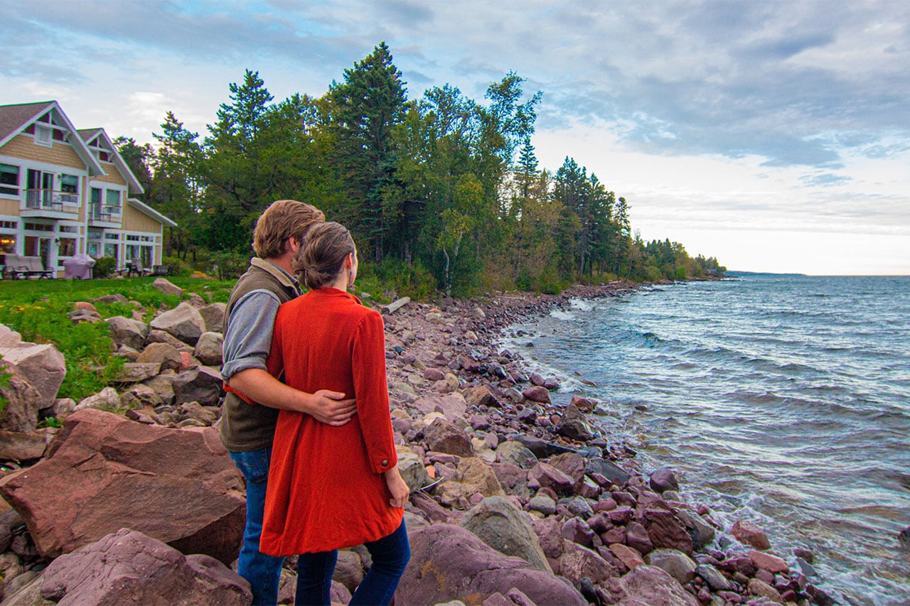 Say “I do” at Larsmont Cottages · Odyssey Resorts