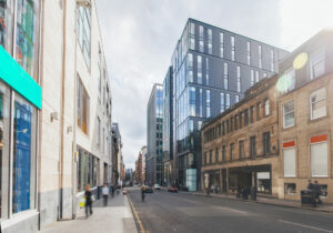 The Urban Heat Island Effect & Climate Change |UKGBC