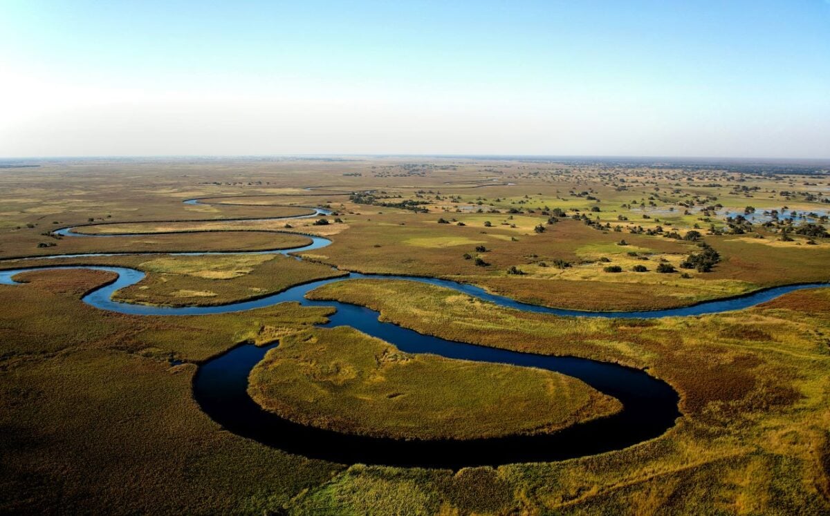Flooding in the Okavango Delta – Discover Africa