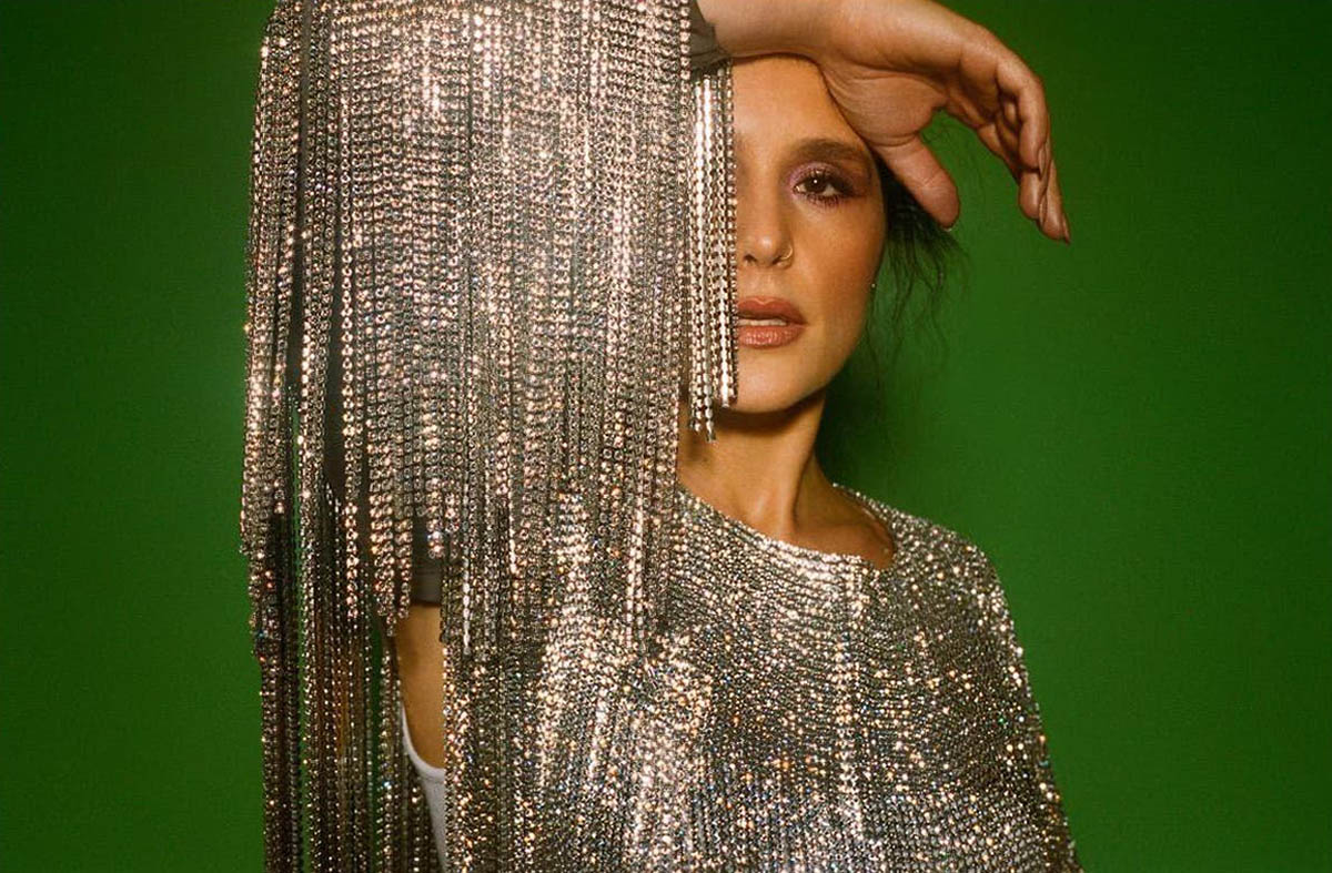Jessie Ware Drops Platinum Pleasure Edition Of Whats Your Pleasure