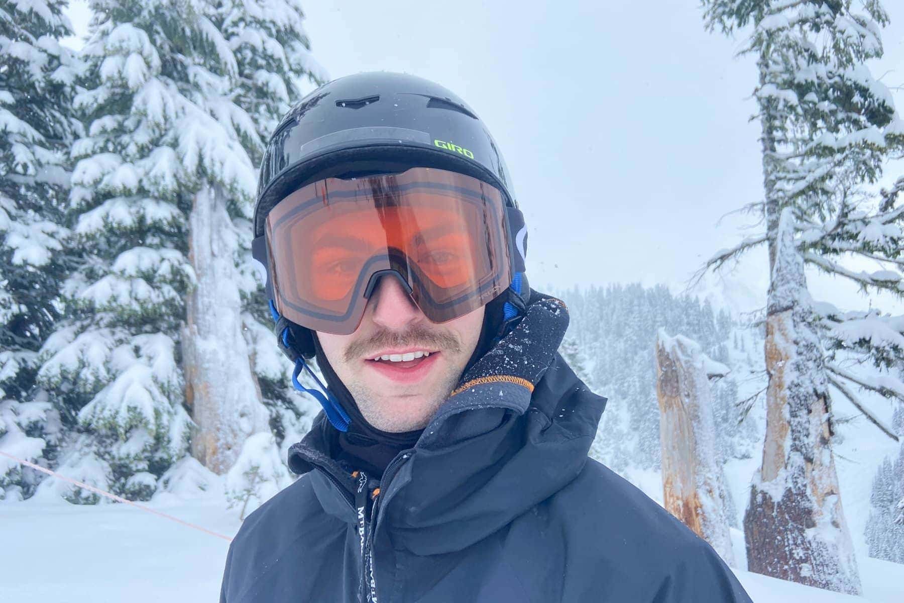 Oakley Fall Line - Review 2024 - Slope Magazine