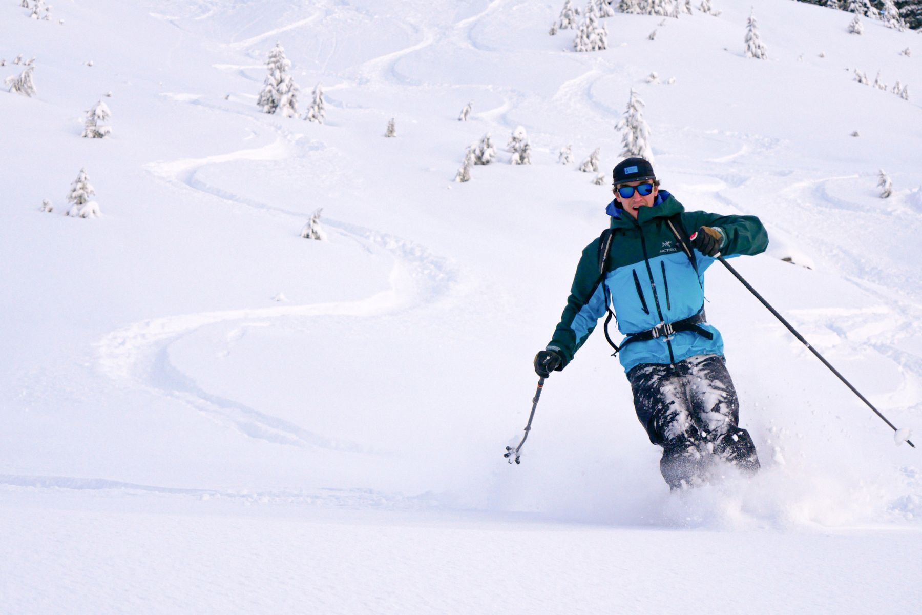 14 Best Ski Jackets of 2025 | Reviewed by Skiers