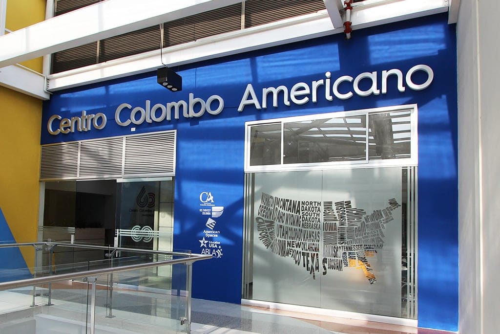 Centro Colombo Americano - Centro Comercial Fundadores Manizales